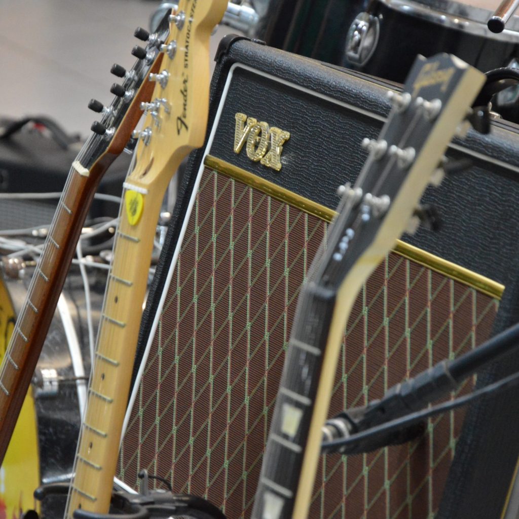 Electric Guitars – derosa music uk